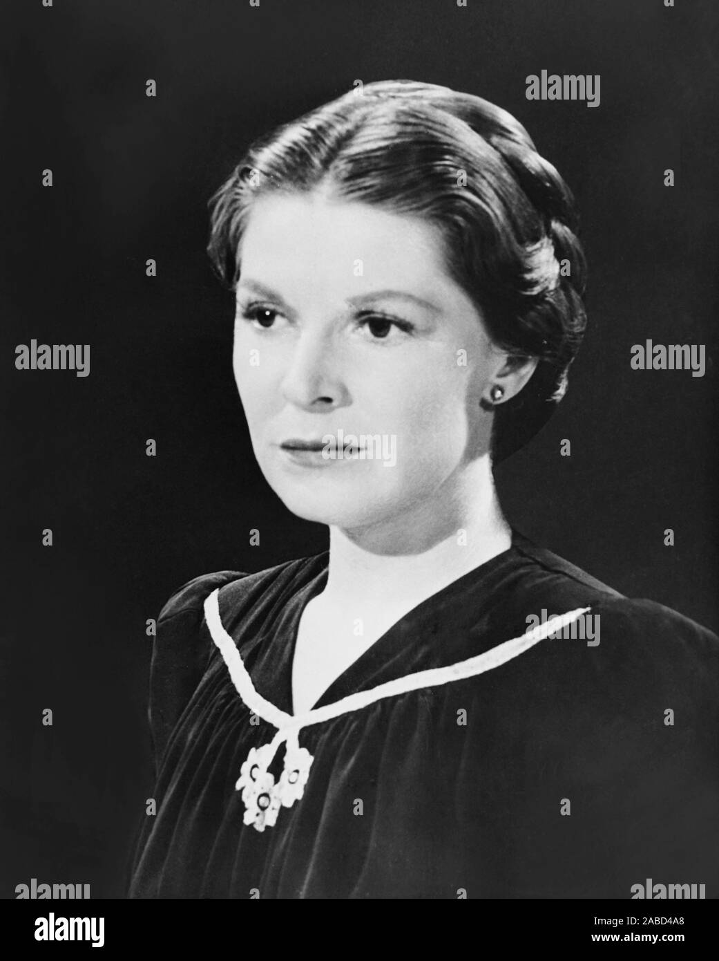 NIGHT MONSTER, Fay Helm, 1942 Stock Photo - Alamy