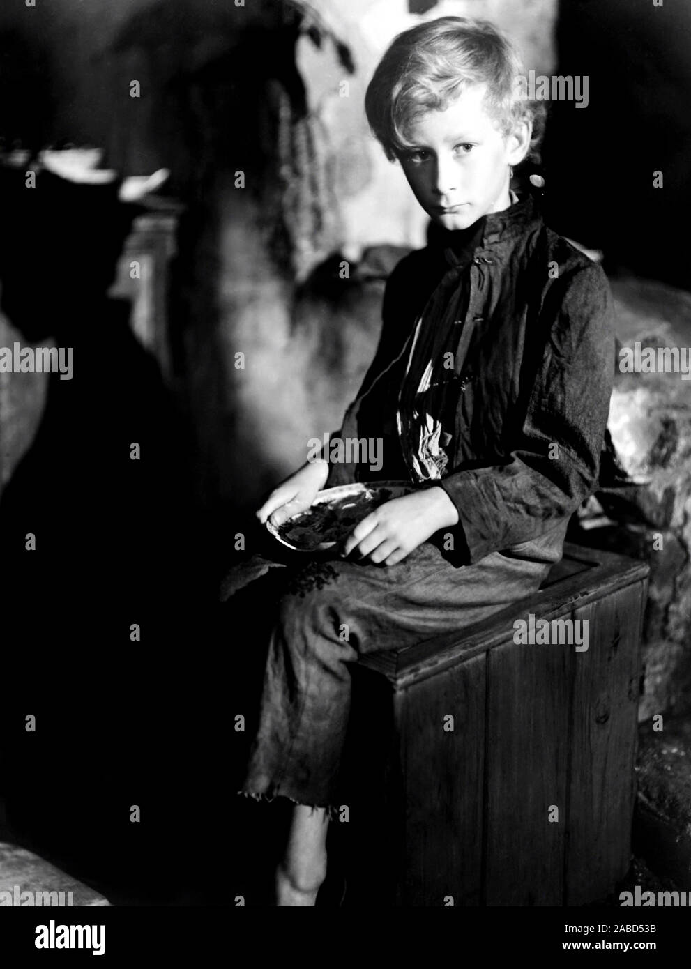 OLIVER TWIST, John Howard Davies, 1948 Stock Photo - Alamy