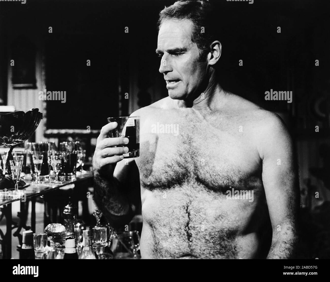 THE OMEGA MAN, Charlton Heston, 1971 Stock Photo - Alamy
