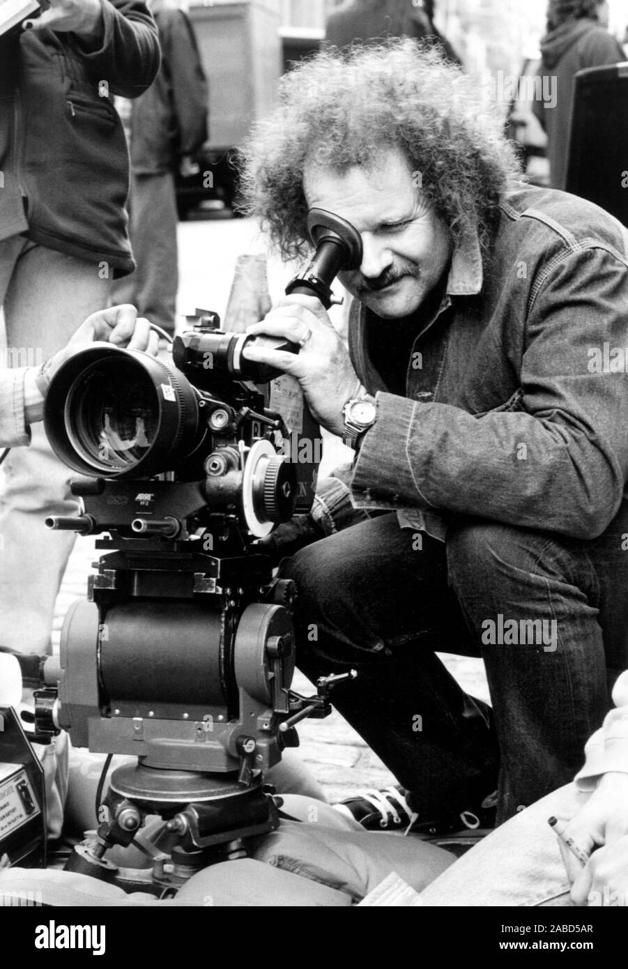 ONE NIGHT STAND, director Mike Figgis, on-set, 1997, ©New Line/courtesy ...