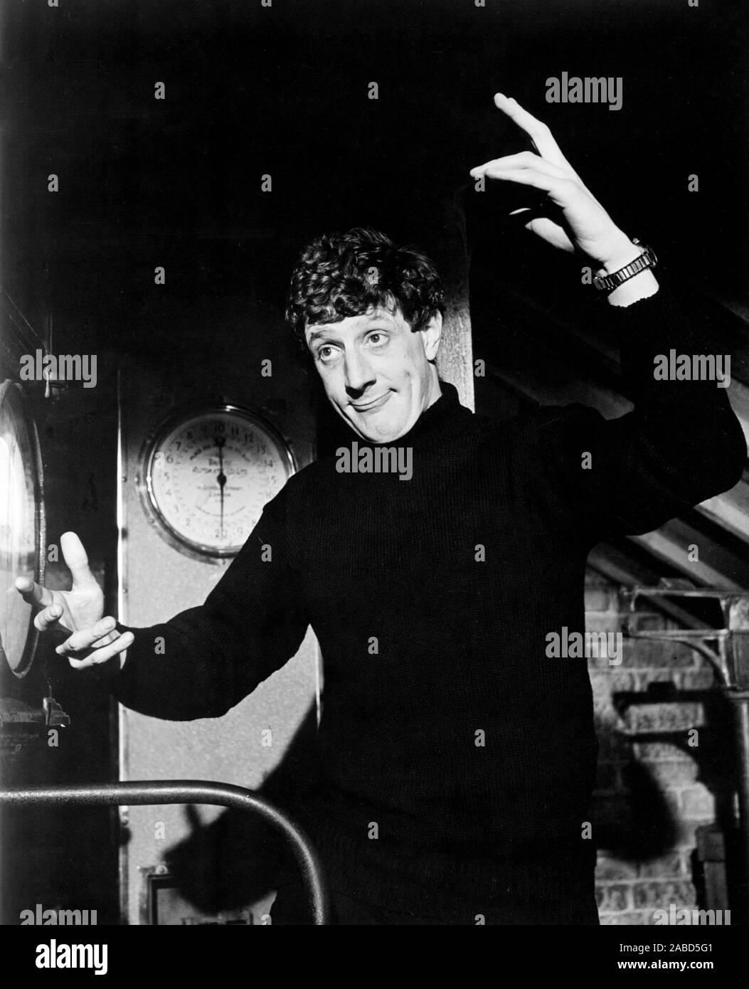 ONE WAY PENDULUM, Jonathan Miller, 1965 Stock Photo - Alamy