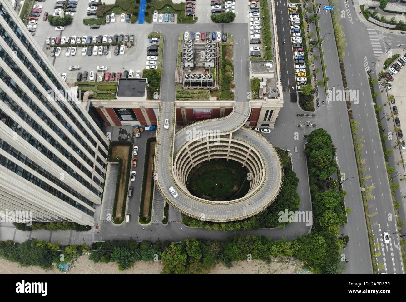 Circular Parking Lot High Resolution Stock Photography and Images - Alamy