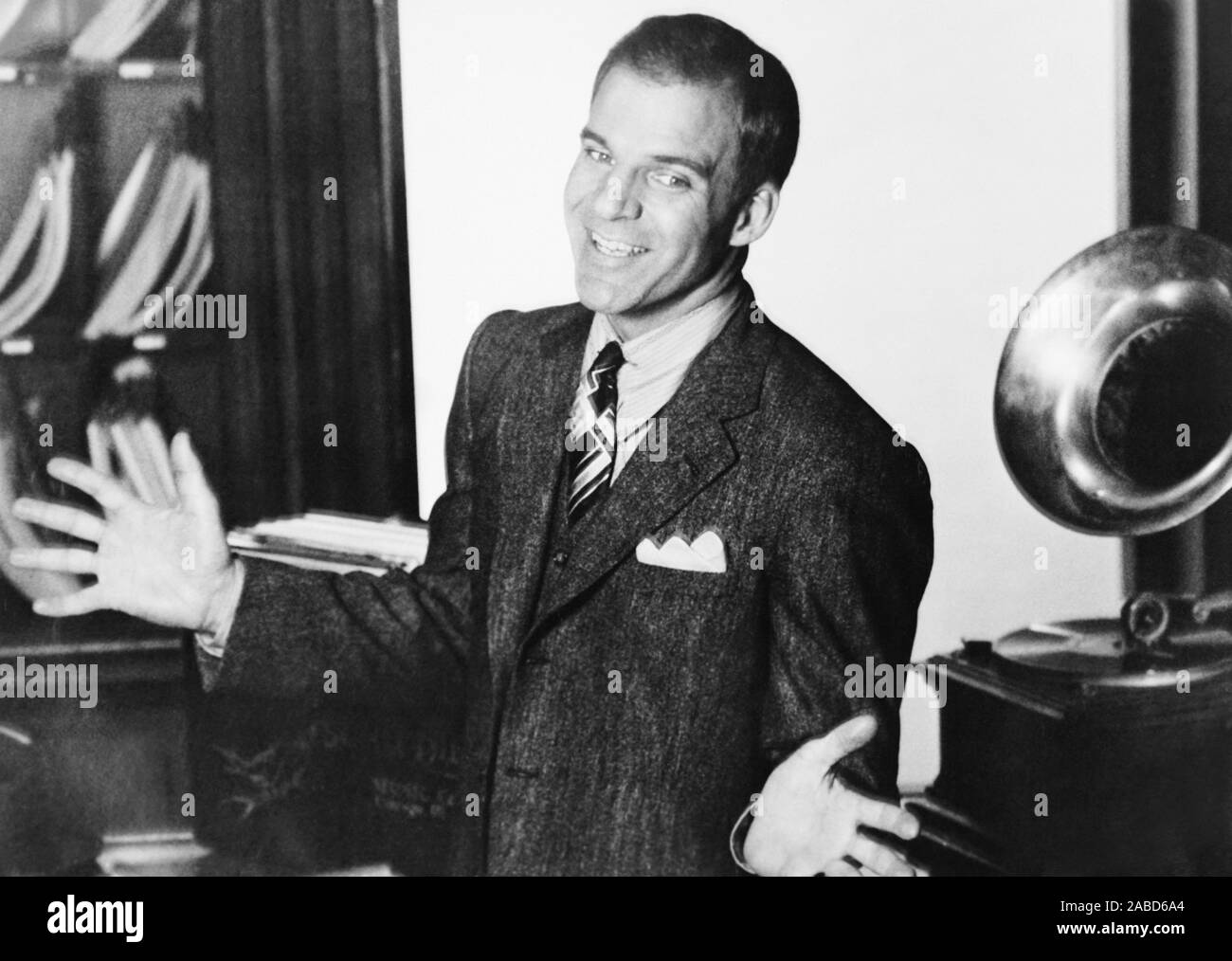 PENNIES FROM HEAVEN, Steve Martin, 1981, © MGM/courtesy Everett ... PENNIES FROM HEAVEN, Steve Martin, 1981, © MGM/courtesy Everett ...
