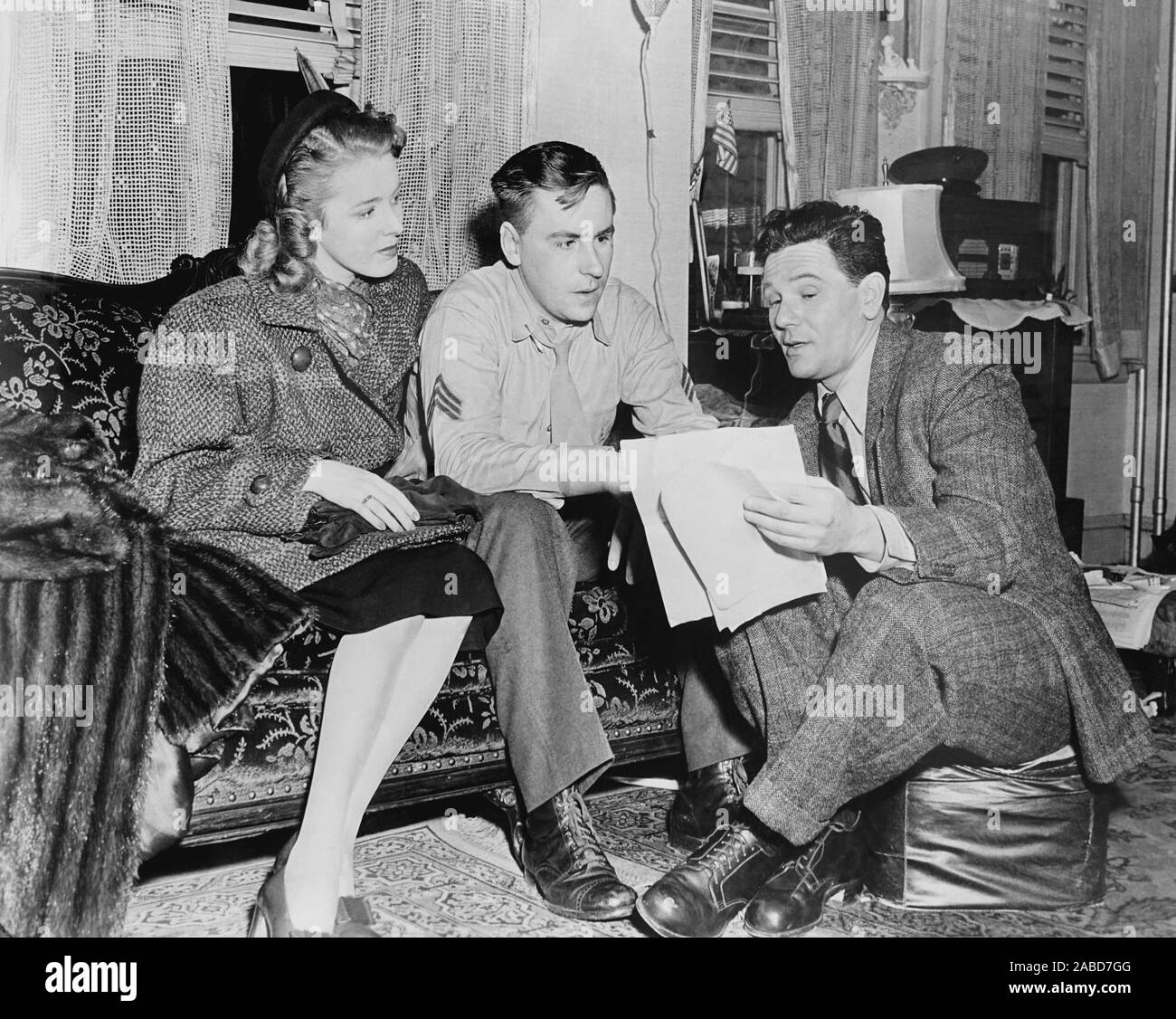 PRIDE OF THE MARINES, John Garfield (right) visits Al Schmidt and his ...
