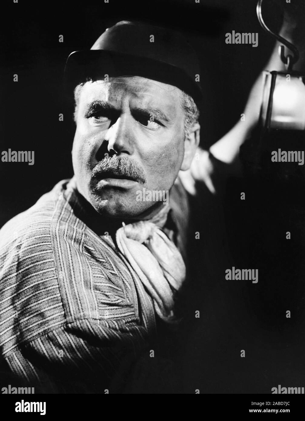 THE PROUD VALLEY, Edward Chapman, 1940 Stock Photo - Alamy