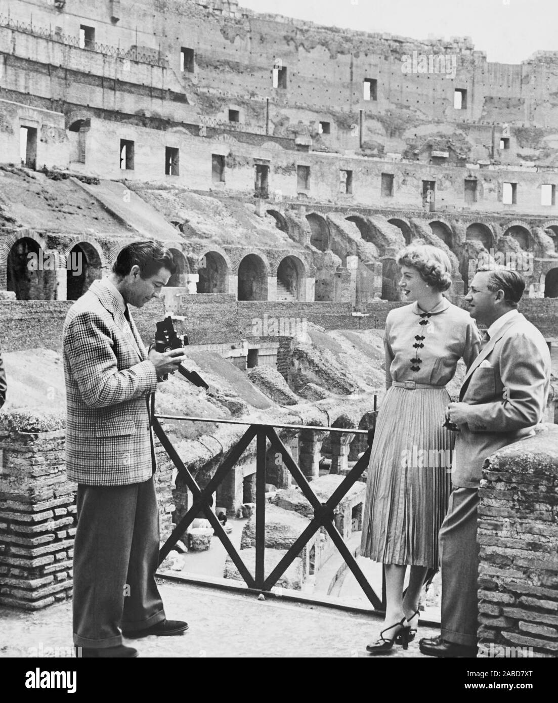 QUO VADIS, from left: Robert Taylor, Deborah Kerr, director Mervyn ...