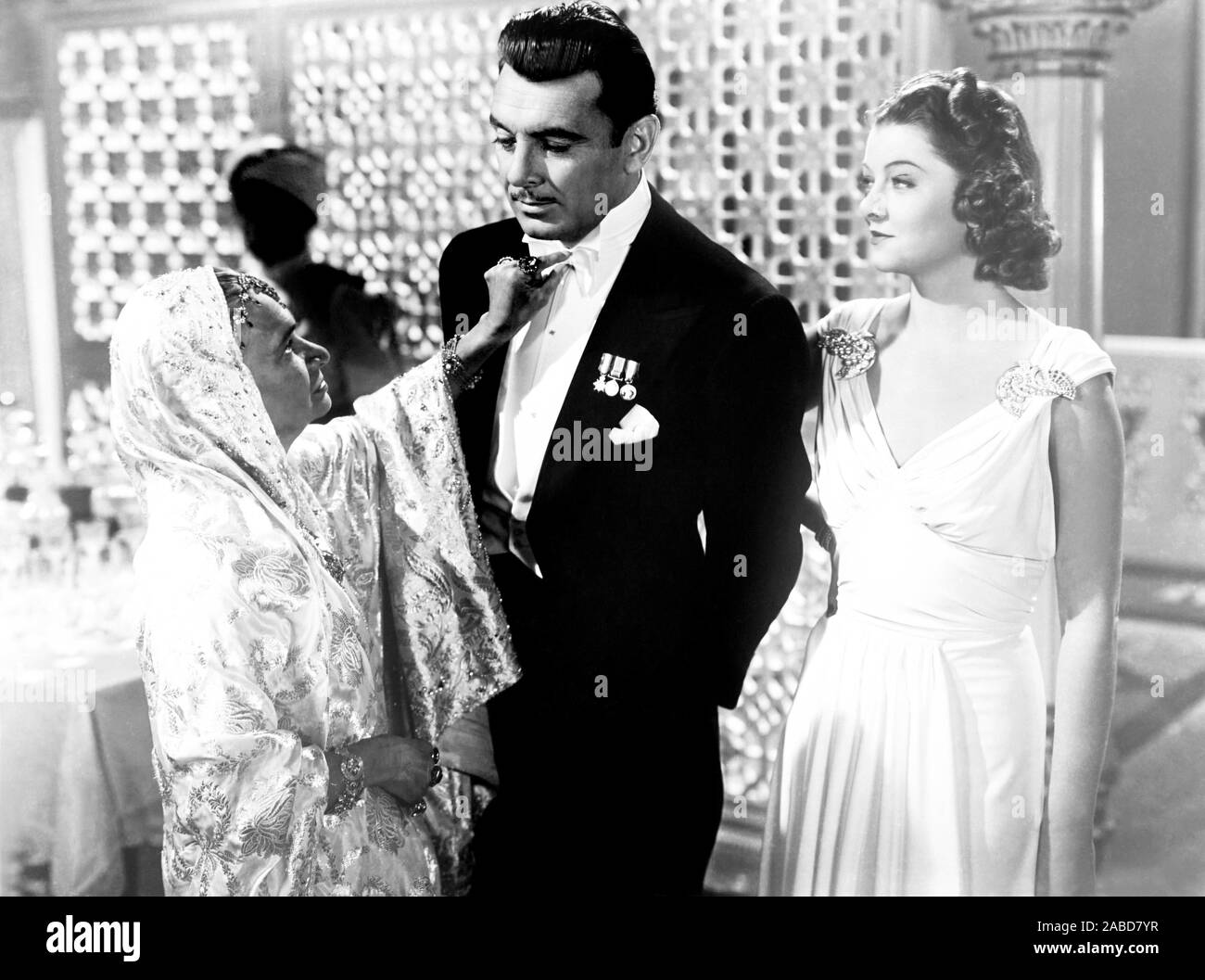 THE RAINS CAME, from left, Maria Ouspenskaya, George Brent, Myrna Loy ...