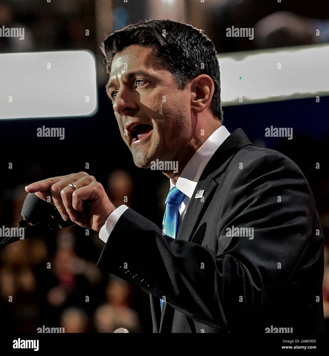 Paul ryan speaker of the house official hi-res stock photography and ...