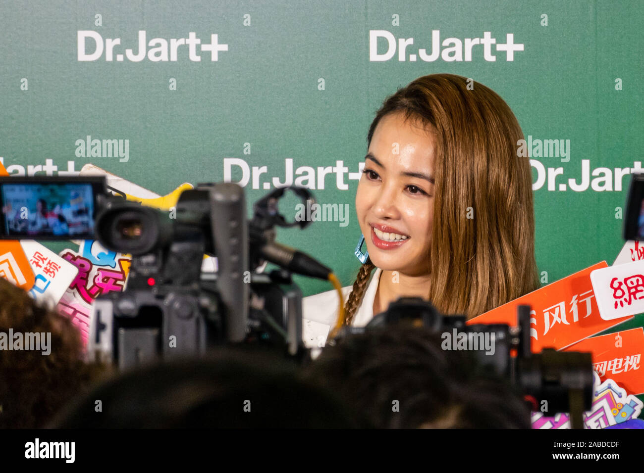 Taiwanese singer, songwriter, dancer, actress, and businesswoma Jolin Tsai shows up at Raffles ...