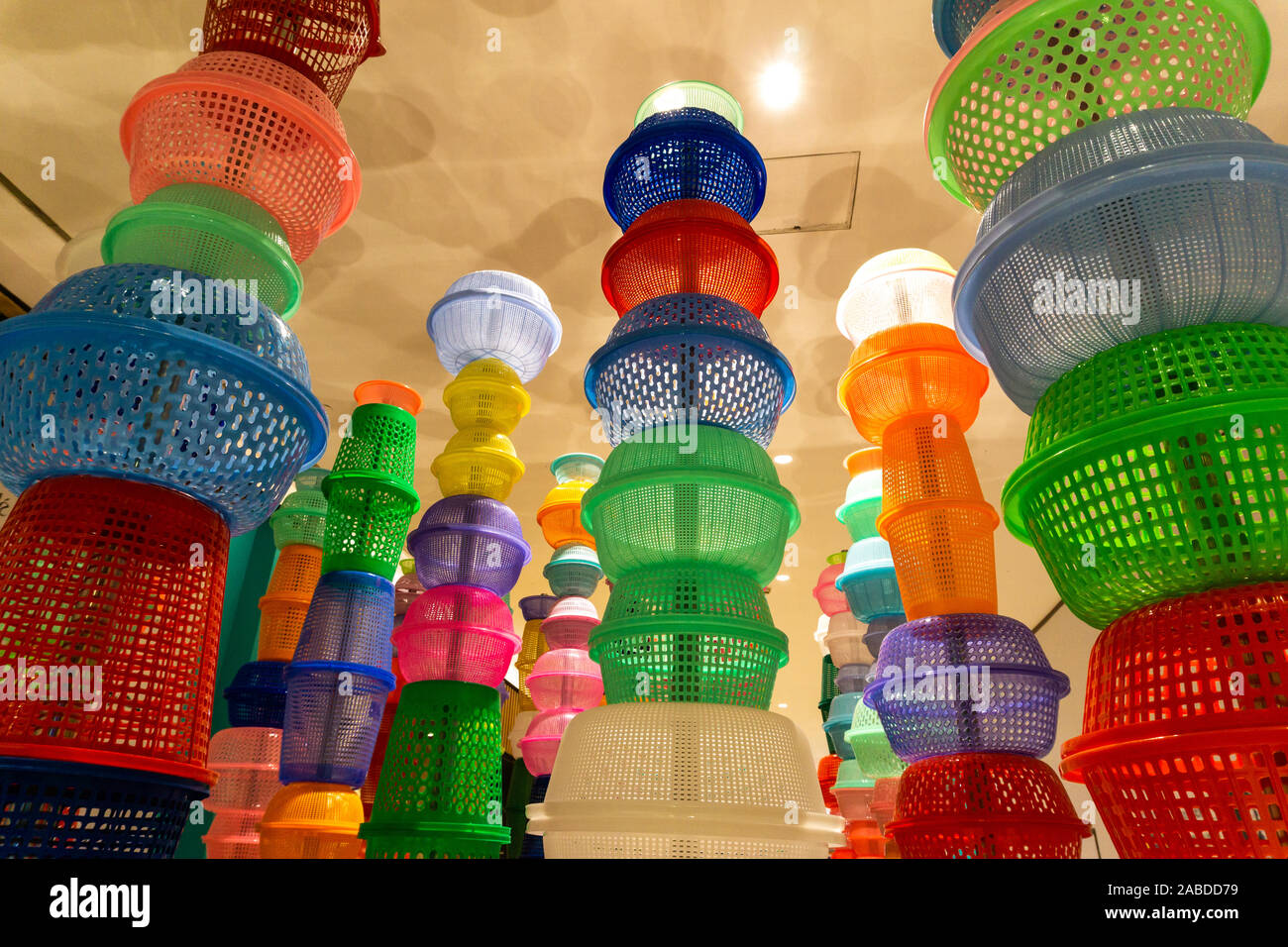 Background art installation hi-res stock photography and images - Alamy