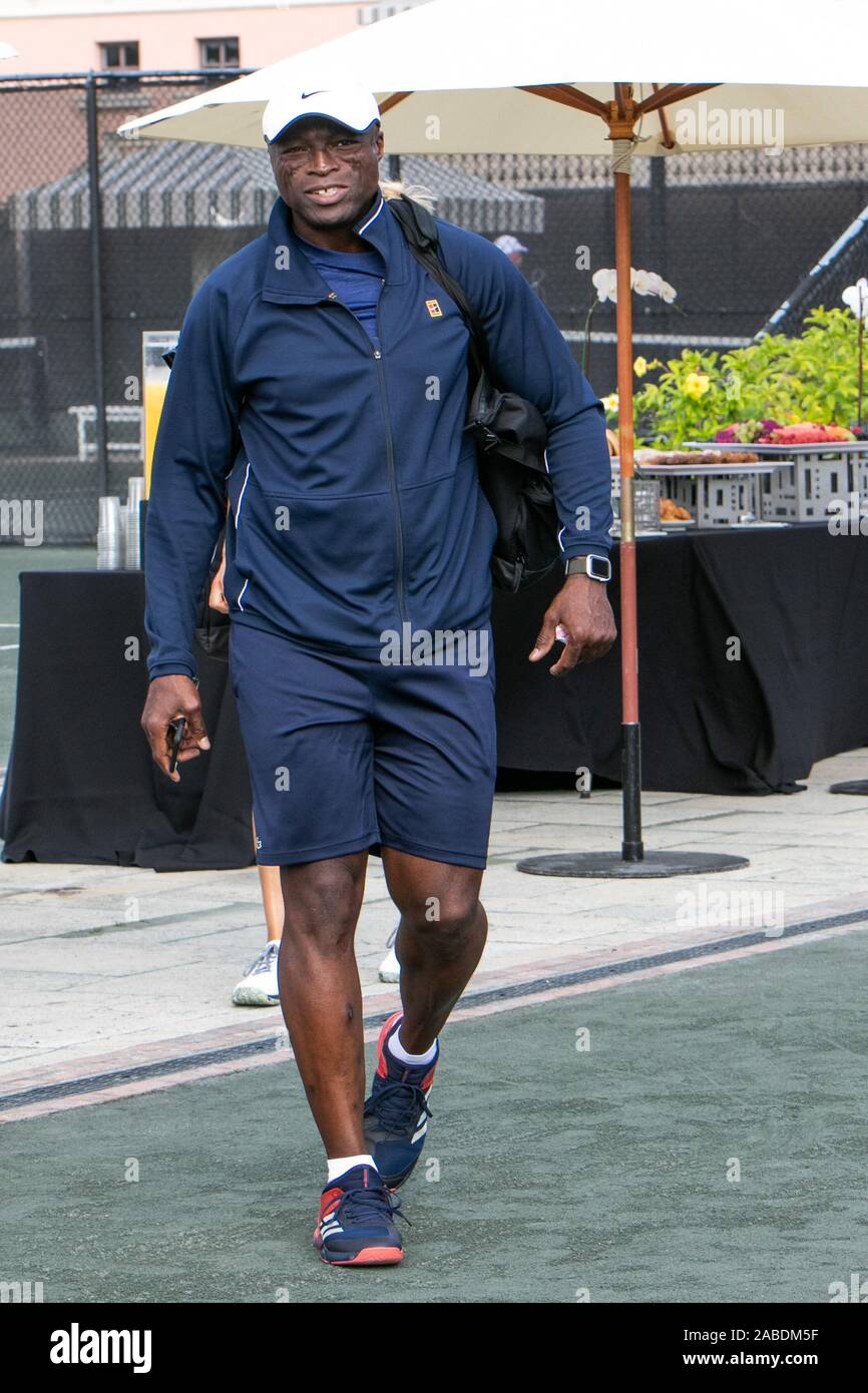 Seal arriving for the Chris Evert Pro Celebrity Tennis Classic in Boca ...