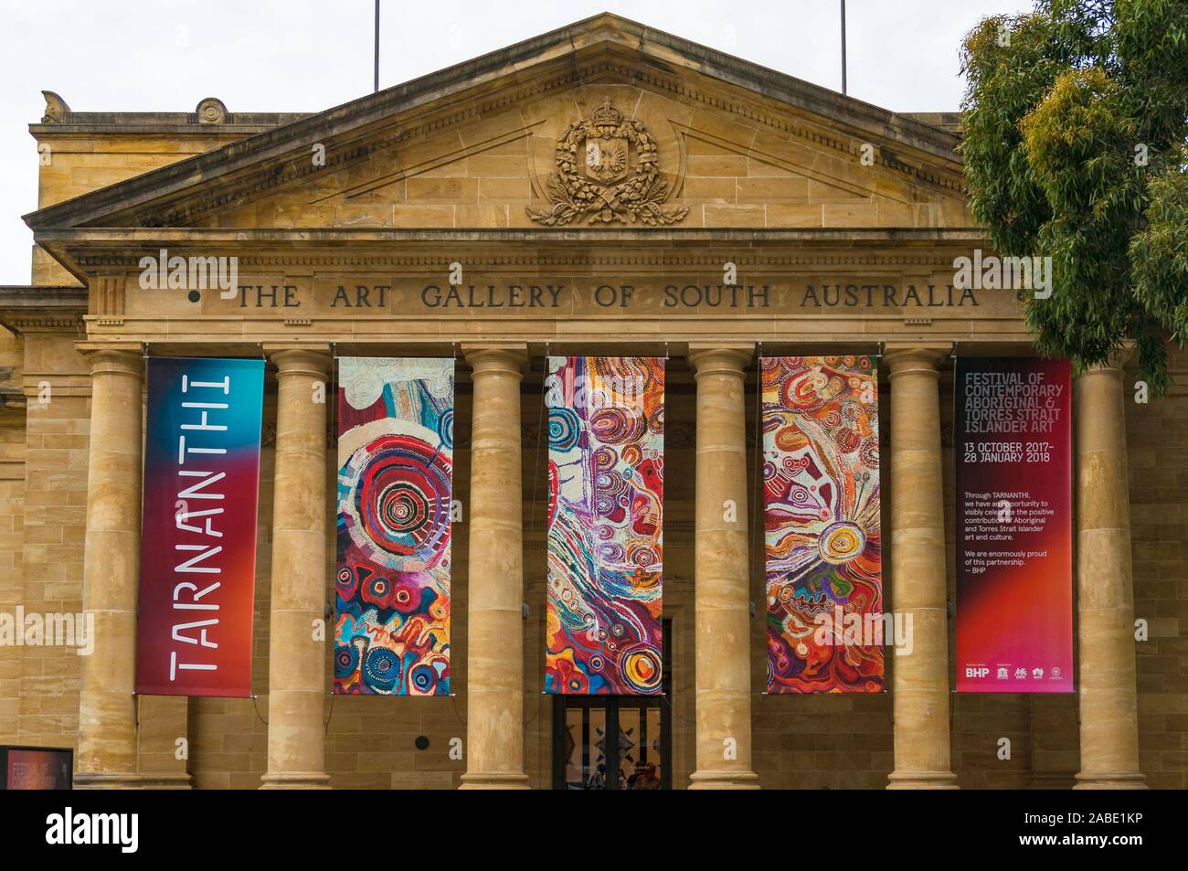 Classical architecture column banner hi-res stock photography and ...
