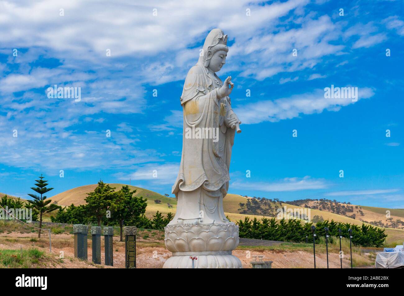Female buddha hi-res stock photography and images - Alamy