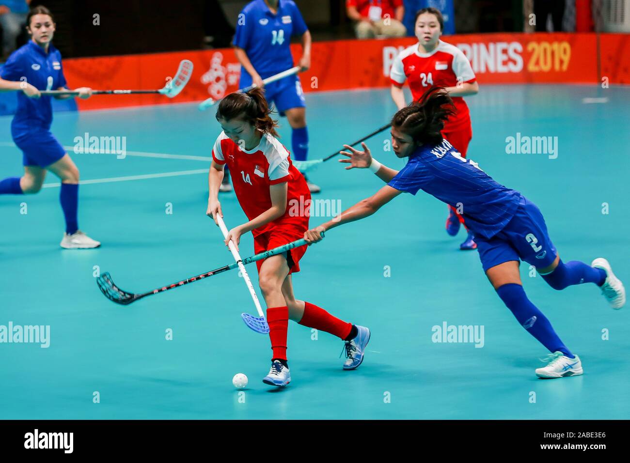 Quezon City, Philippines. 27th Nov, 2019. Lalita Kuiraphanew (R) of ...