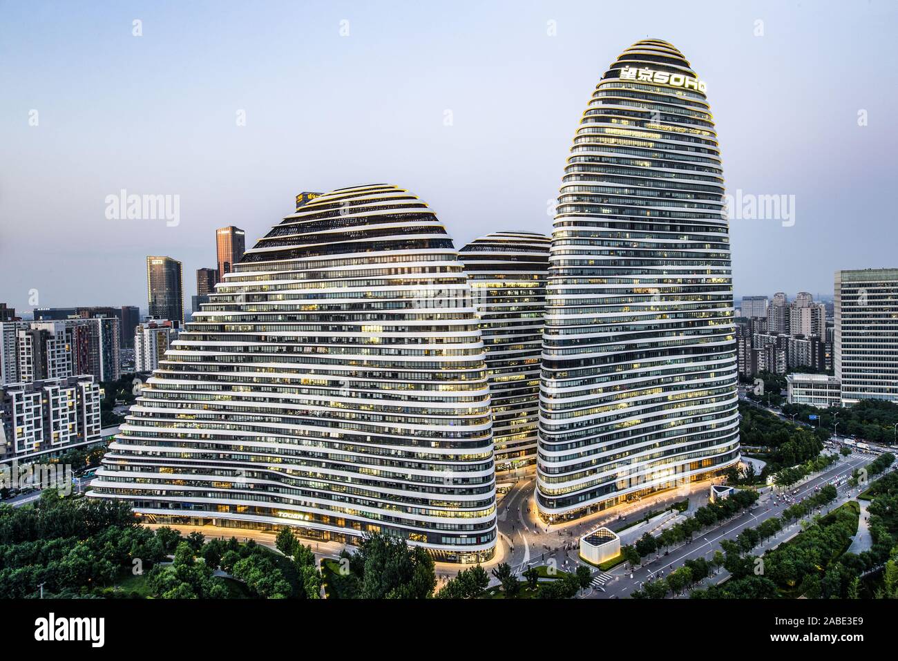 --FILE--Wangjing SOHO, a complex of three curvilinear asymmetric ...