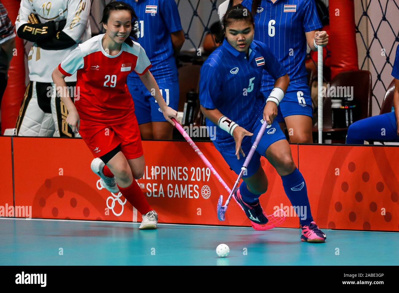 Quezon City, Philippines. 27th Nov, 2019. Thararat Duangporn (R) of ...