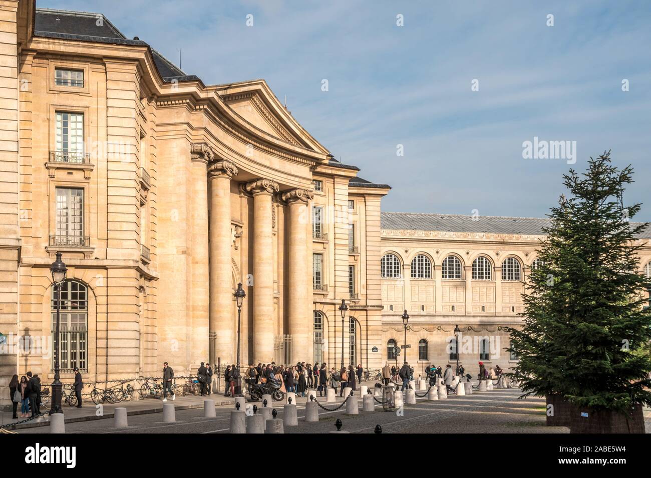 Paris, France - 18.01.2019: Pantheon-Sorbonne University , also known ...