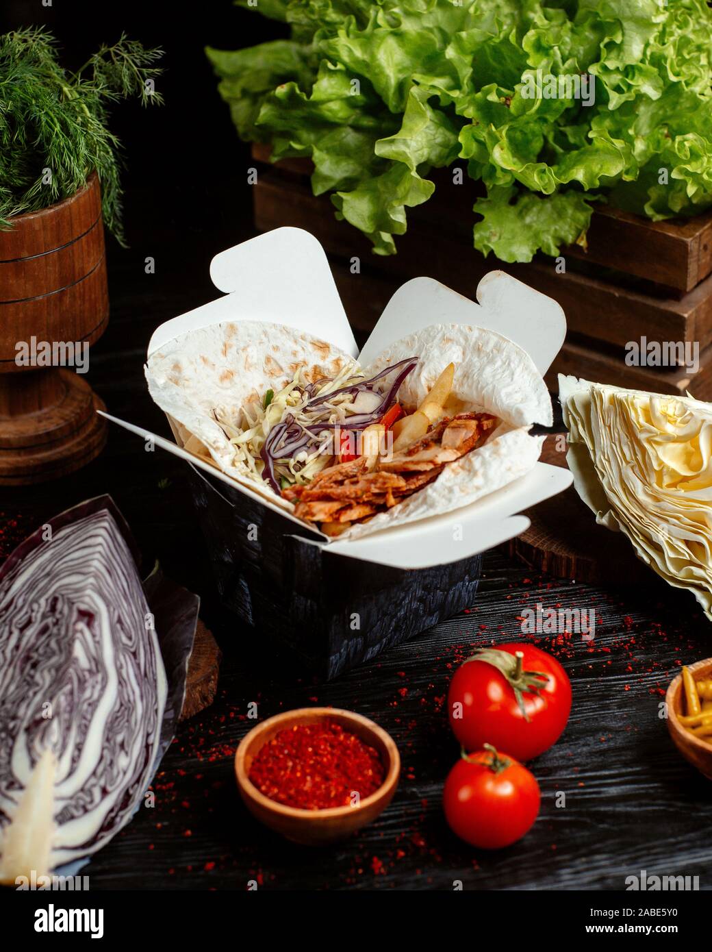 Doner kebab box hi-res stock photography and images - Alamy