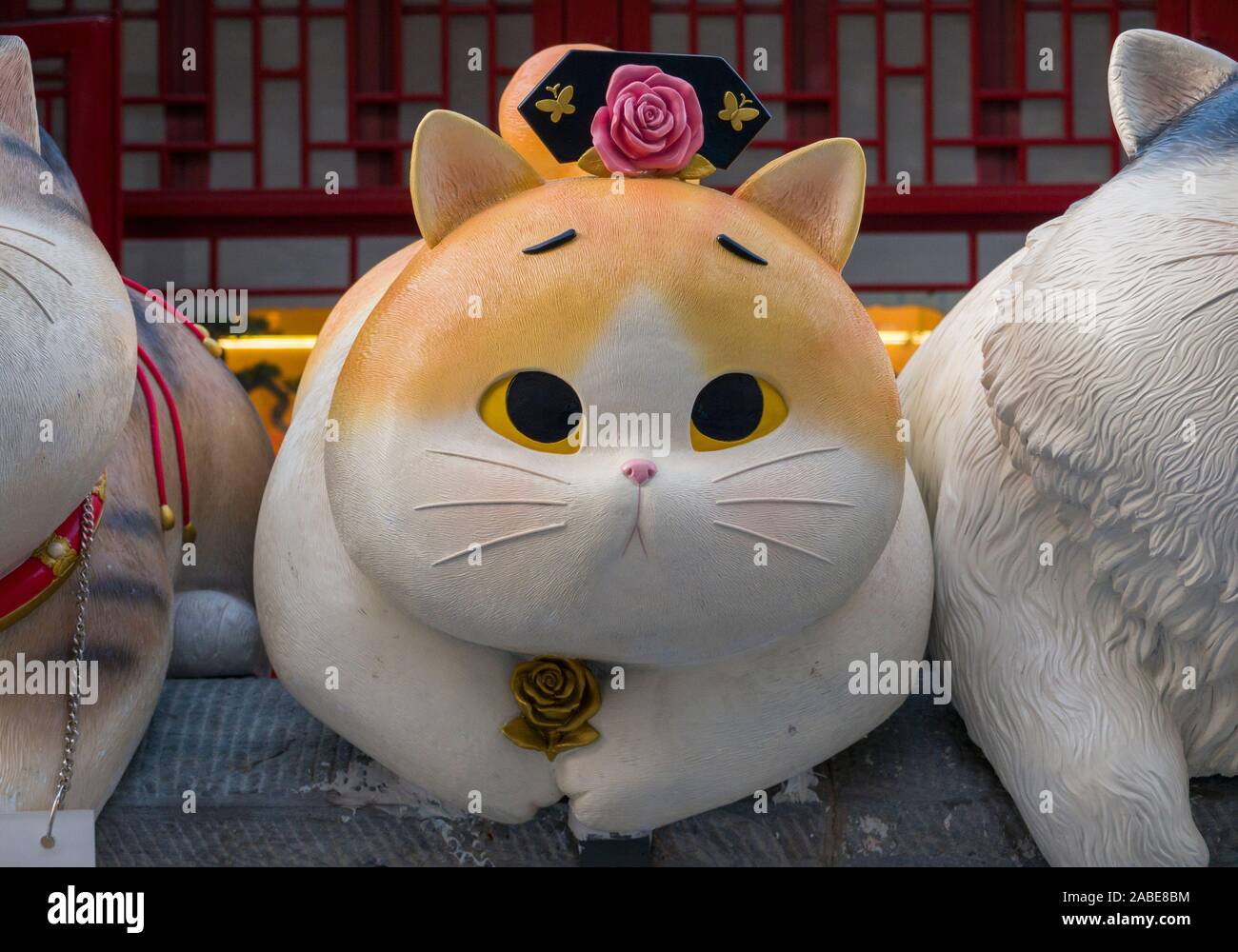 A giant cat is put at the Shenwu Gate of the Forbidden City in Beijing ...