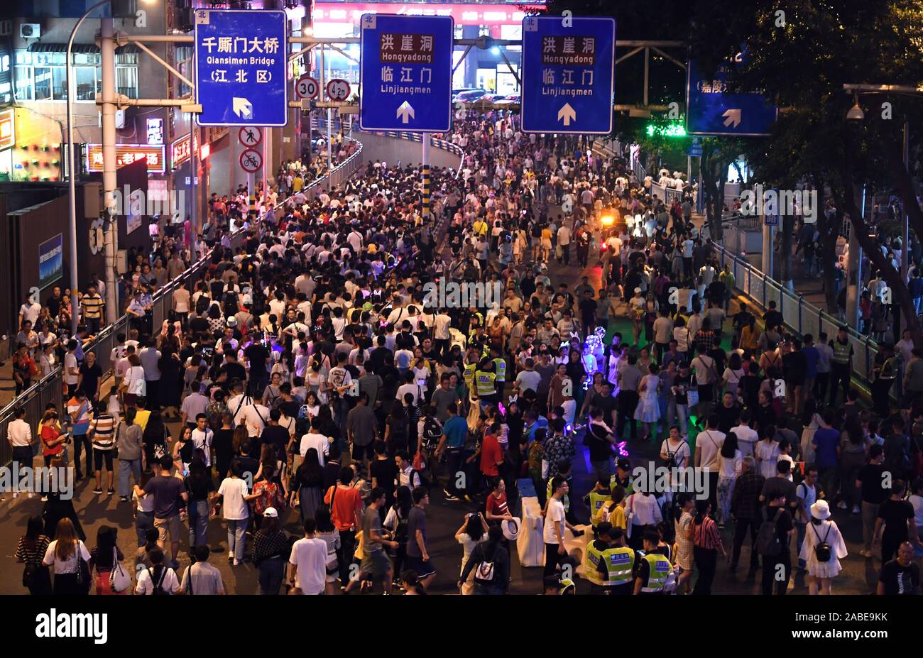 Millions of tourists from all over the country during the National Day ...