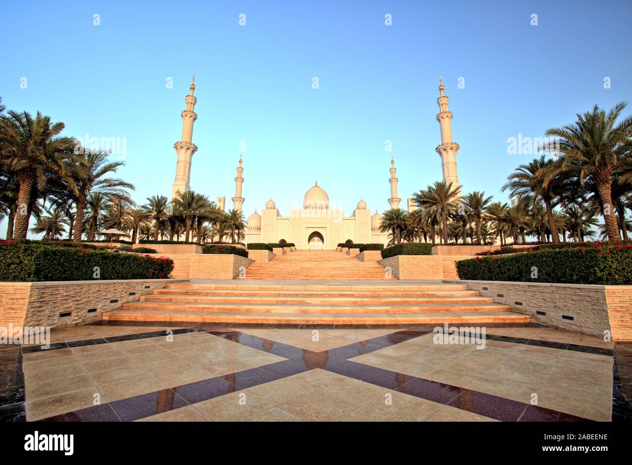 Keywords: mosque, abu, dhabi, grand, sheikh, zayed, muslim, arab ...