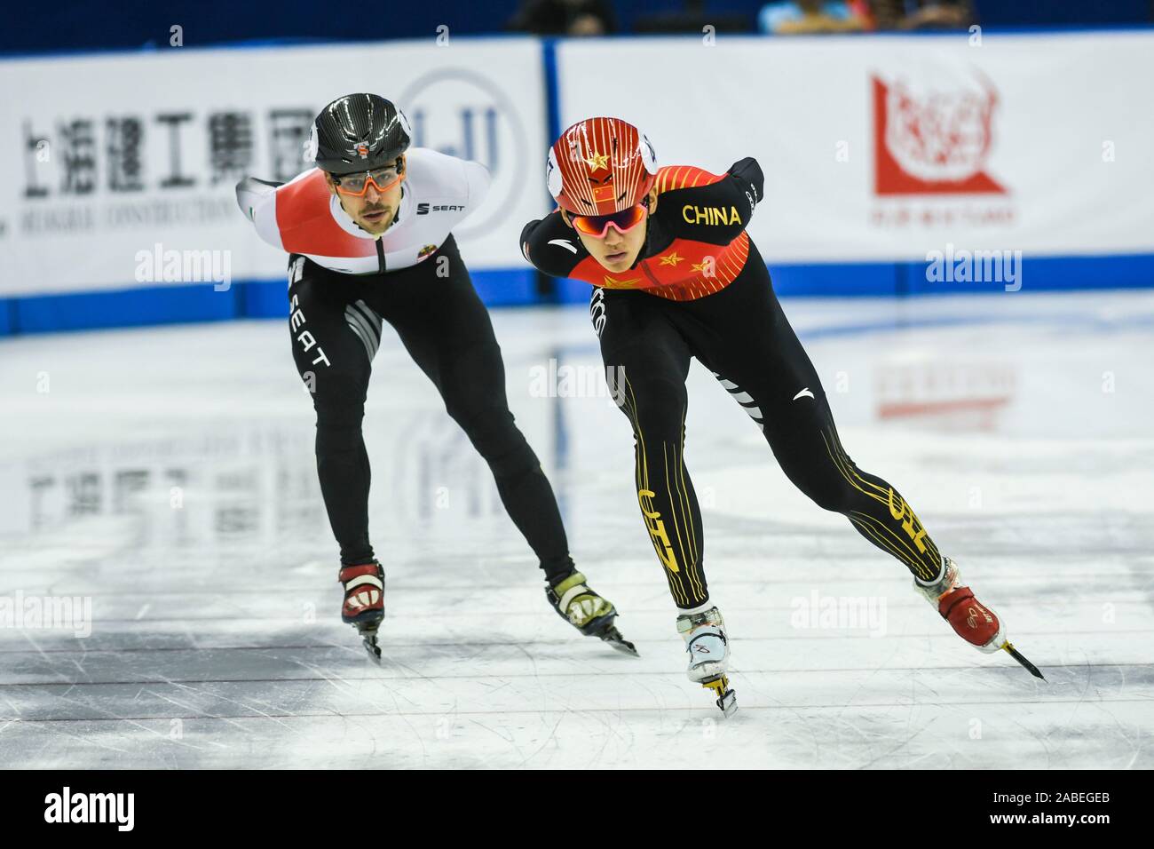 Skaters compete at the semifinal of man's 5000m relay track speed ...