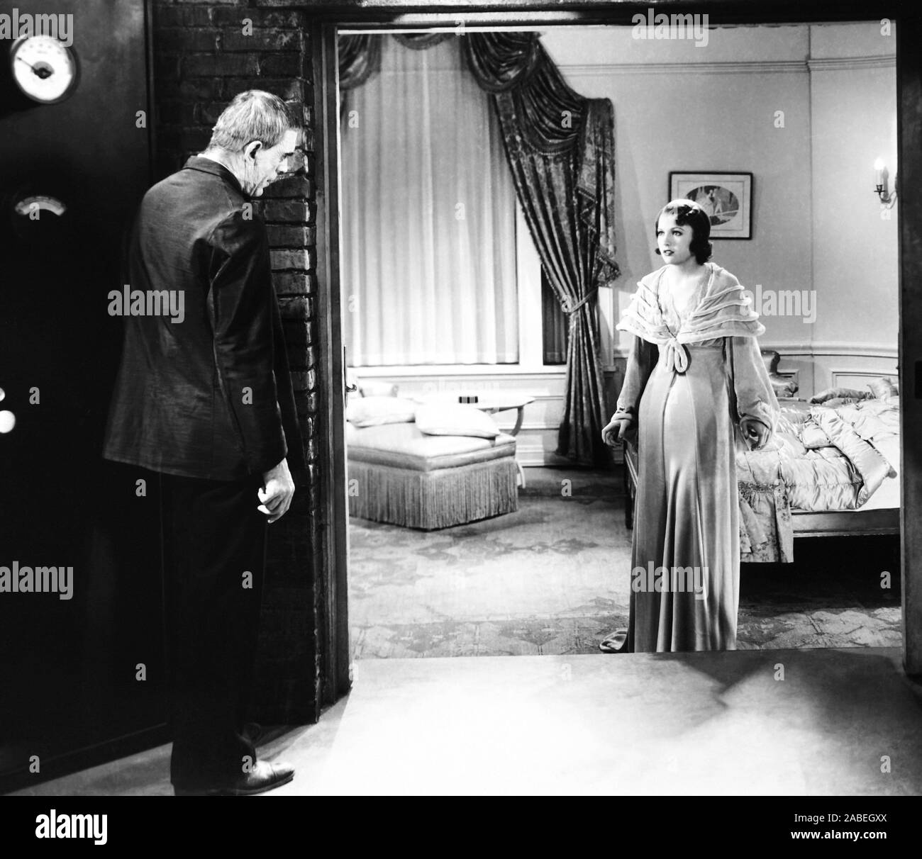 THE RAVEN, from left, Boris Karloff, Irene Ware, 1935 Stock Photo - Alamy