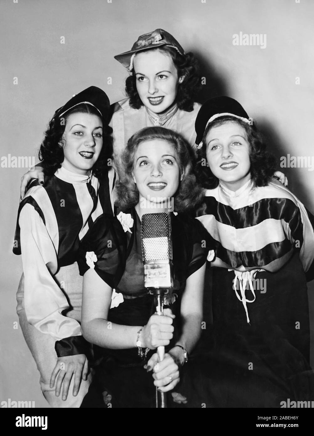 RECKLESS LIVING, from left: Marilyn Stuart, Mary Brodel, Nan Grey (at ...