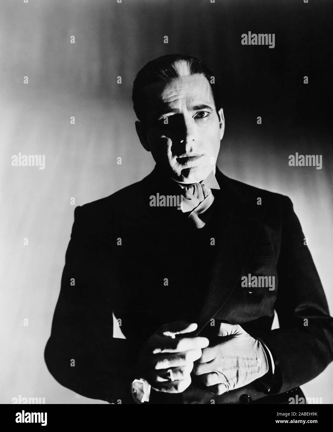 THE RETURN OF DOCTOR X, Humphrey Bogart, 1939 Stock Photo - Alamy