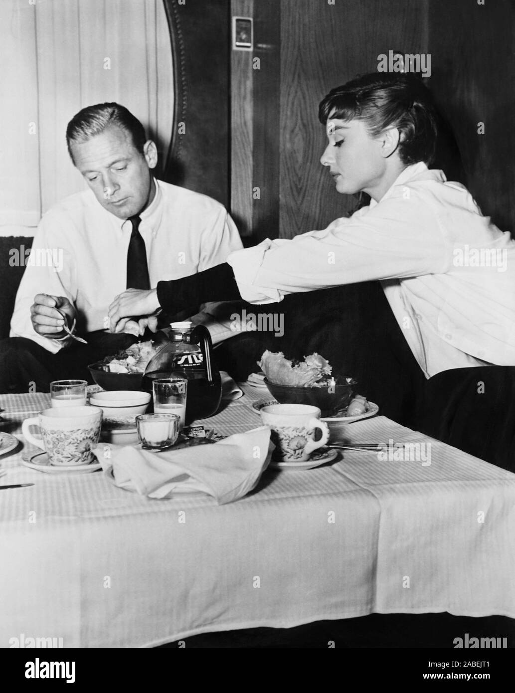 SABRINA, from left: William Holden, Audrey Hepburn on set, 1954 Stock Photo - Alamy