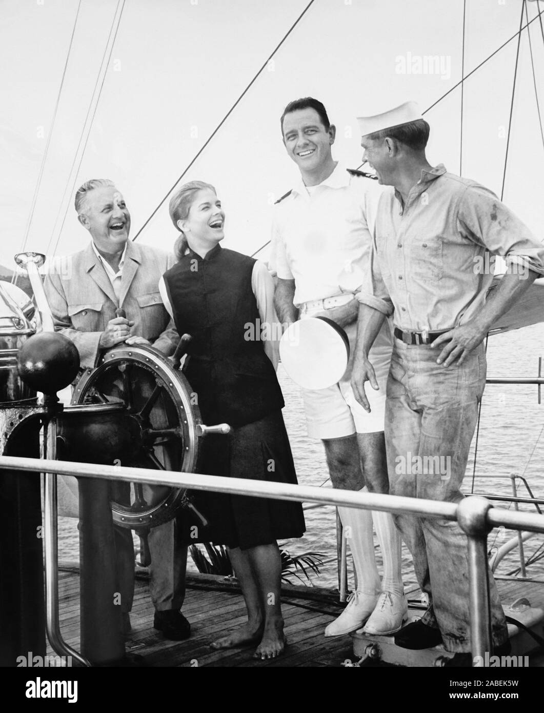 THE SAND PEBBLES, from left: director Robert Wise, Candice Bergen ...