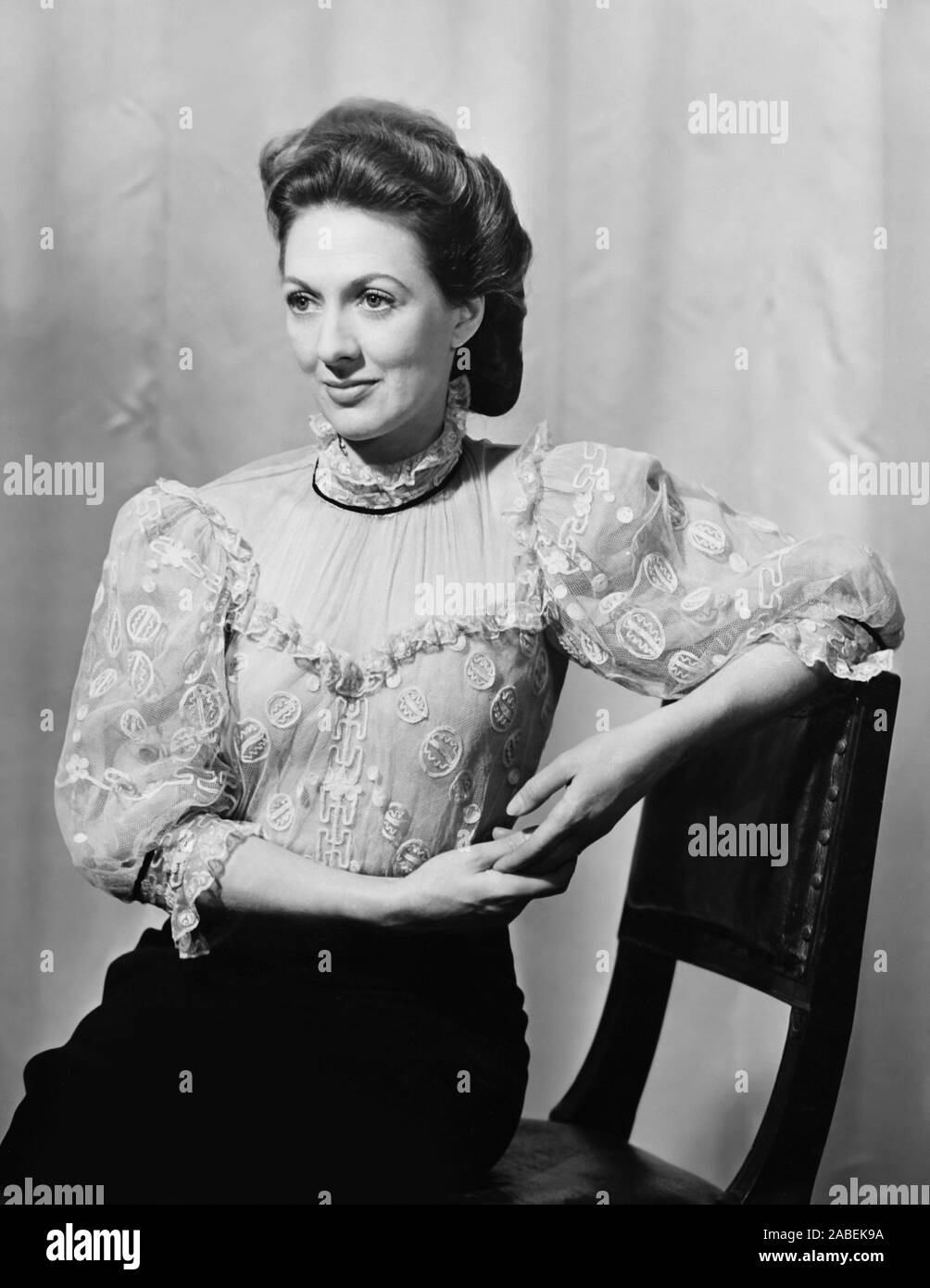 SCOTT OF THE ANTARCTIC, Diana Churchill, 1948 Stock Photo - Alamy