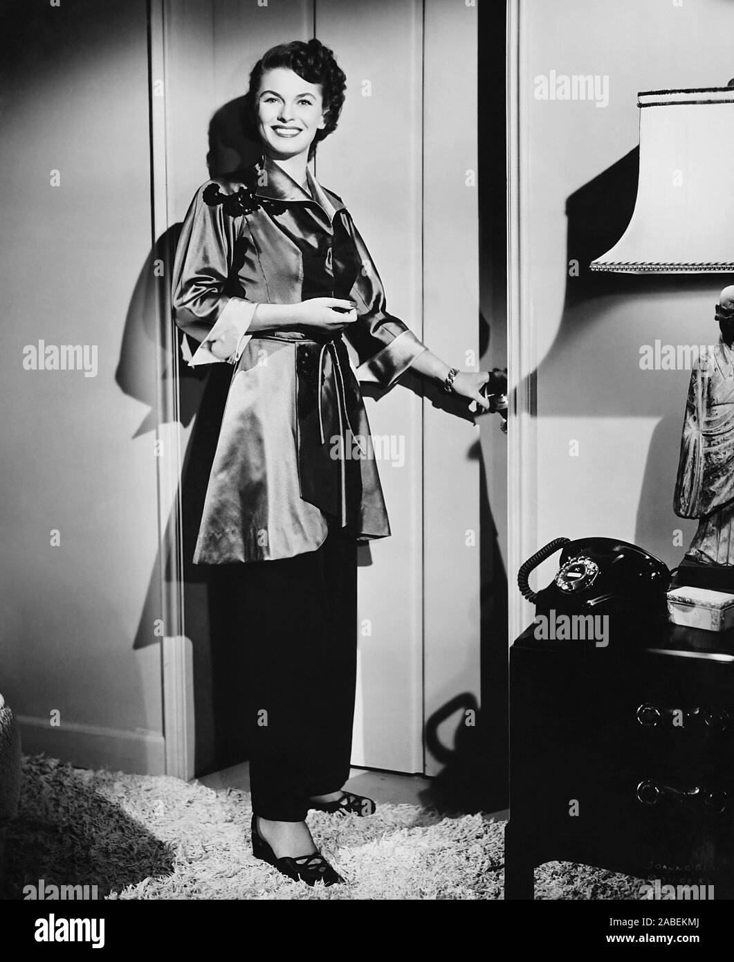 711 OCEAN DRIVE, Joanne Dru, 1950 Stock Photo - Alamy