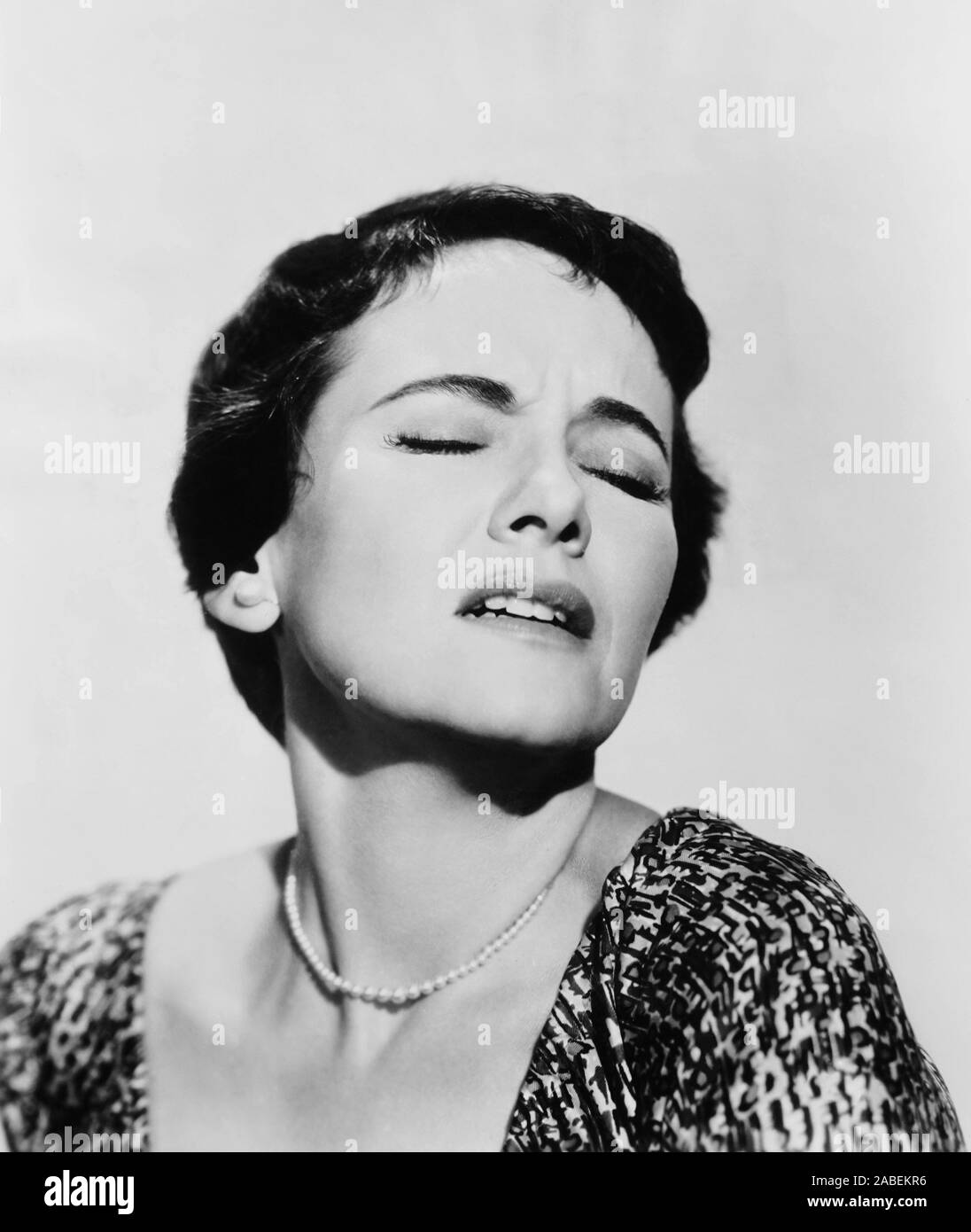 THE SEARCH FOR BRIDEY MURPHY, Teresa Wright, 1956 Stock Photo - Alamy