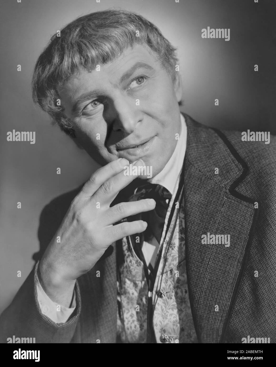 SIREN OF ATLANTIS, Morris Carnovsky, 1949 Stock Photo - Alamy