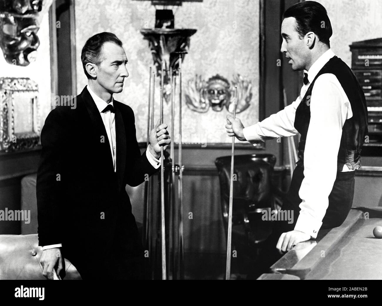 THE SKULL, from left, Peter Cushing, Christopher Lee, 1965 Stock Photo - Alamy