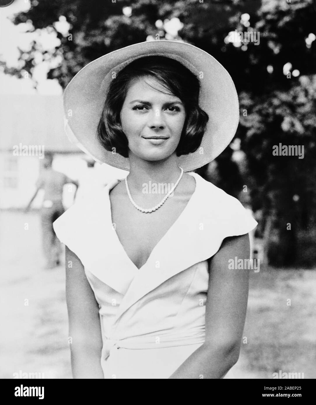 SPLENDOR IN THE GRASS, Natalie Wood, 1961 Stock Photo - Alamy
