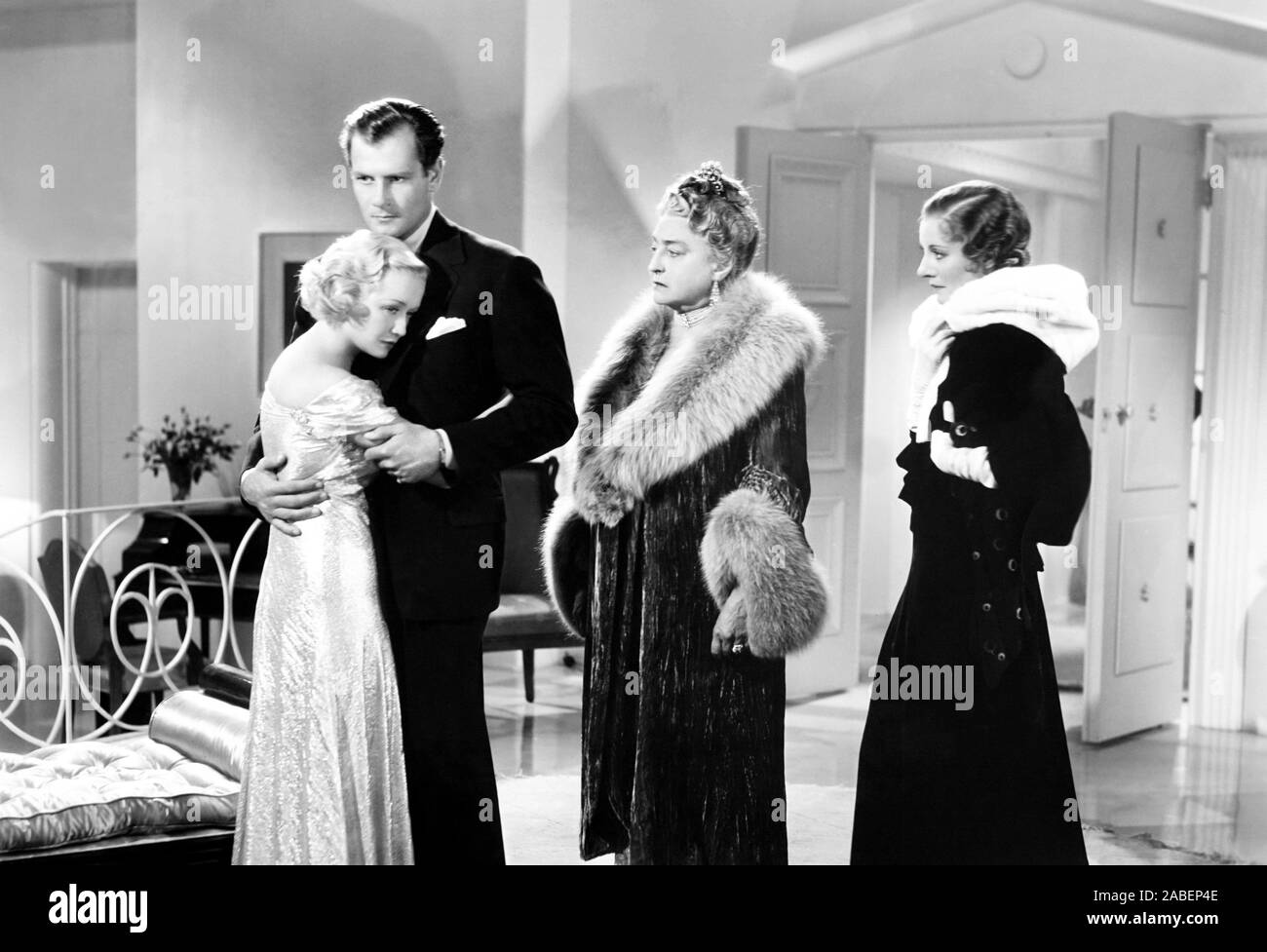 SPLENDOR, from left, Miriam Hopkins, Joel McCrea, Helen Westley ...
