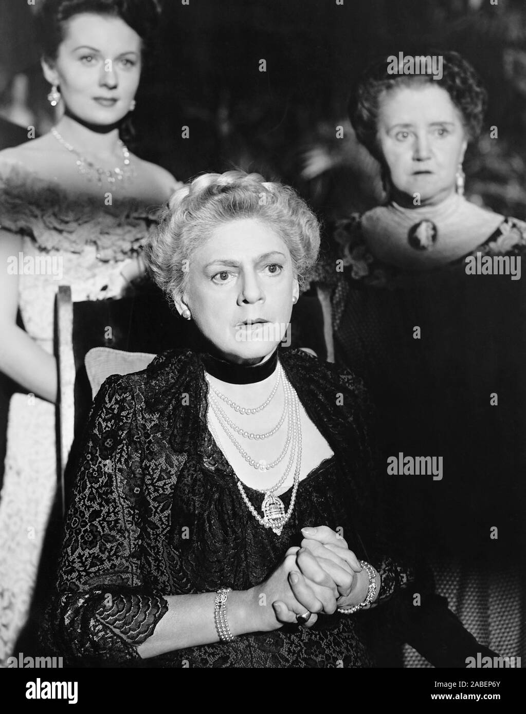 THE SPIRAL STAIRCASE, ethel Barrymore (seated), standing from left ...