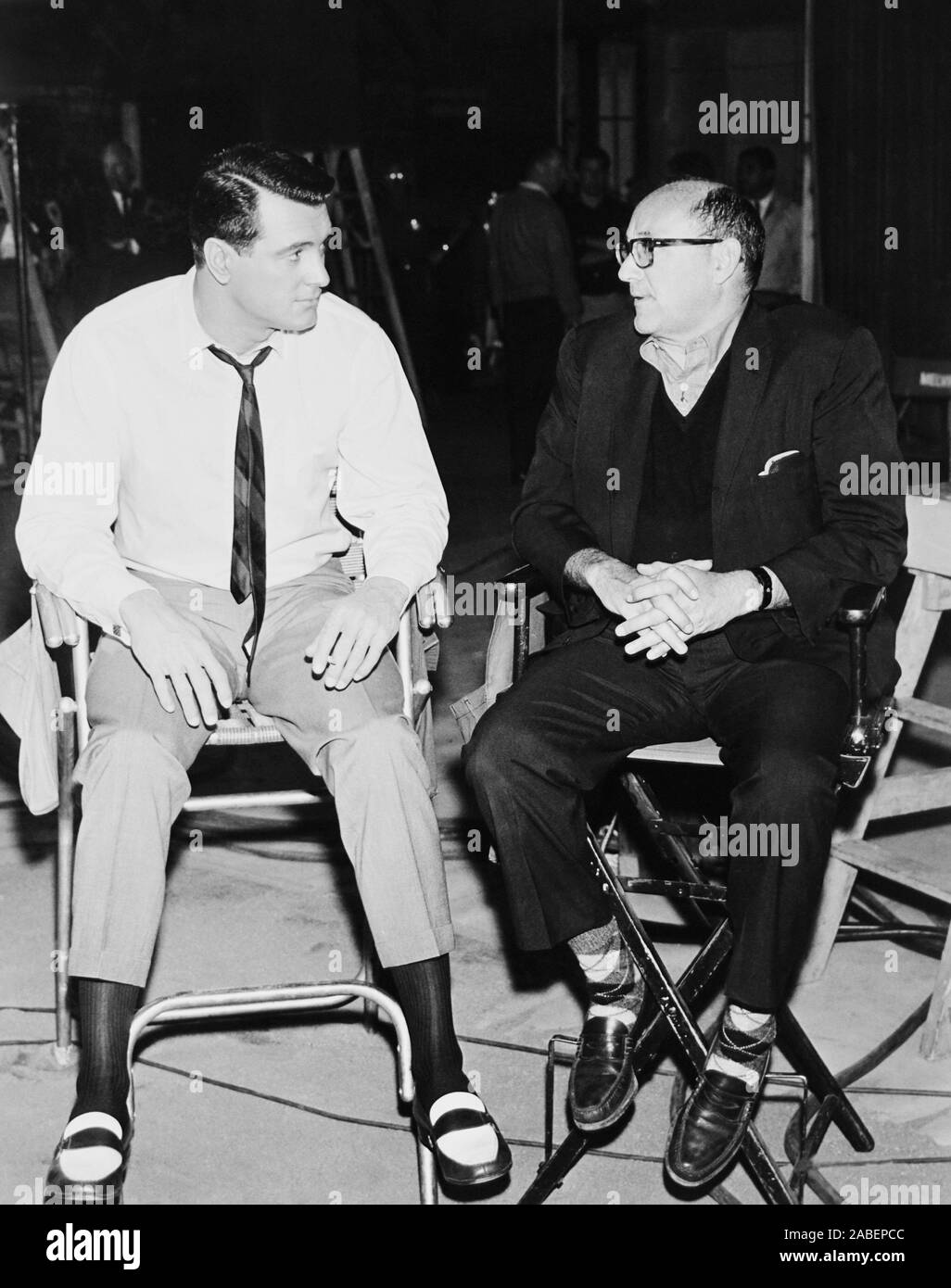 STRANGE BEDFELLOWS, from left: Rock Hudson, director Mel Frank on set ...