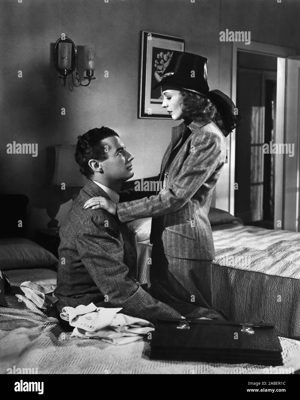 STRANGE TRIANGLE, from left: Shepperd Strudwick, Signe Hasso, 1946. TM ...