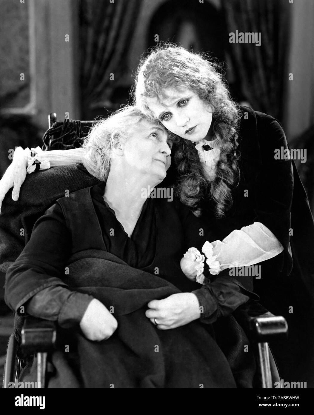 THUNDERCLAP, from left, Mary Carr, Violet Mersereau, 1921, TM ...