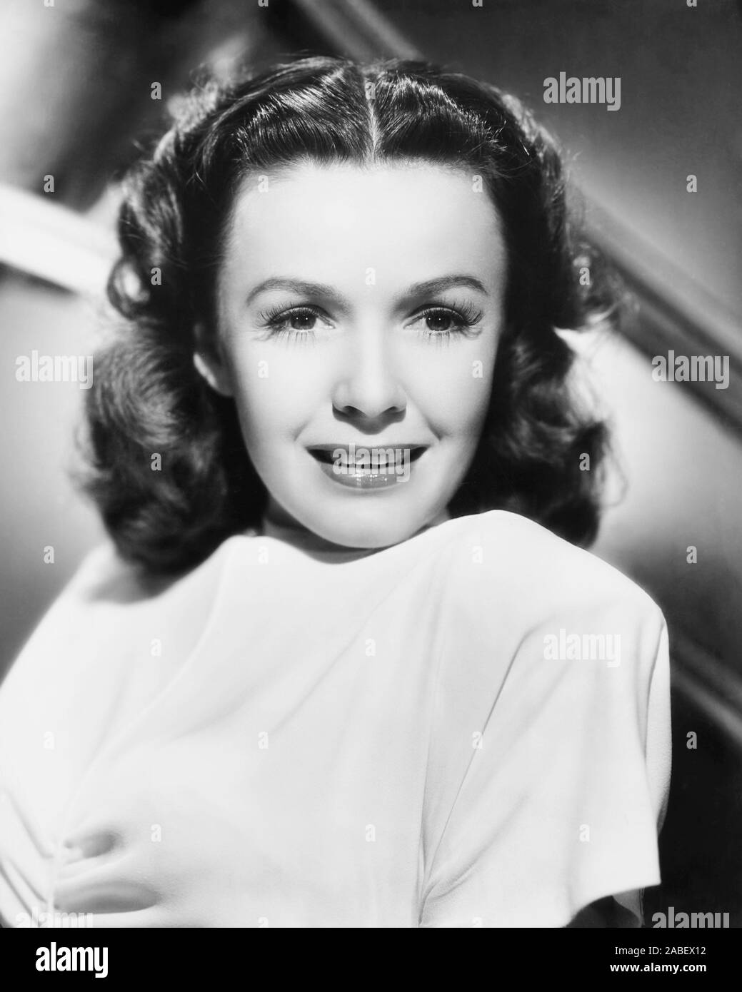 TO EACH HIS OWN, Mary Anderson, 1946 Stock Photo - Alamy