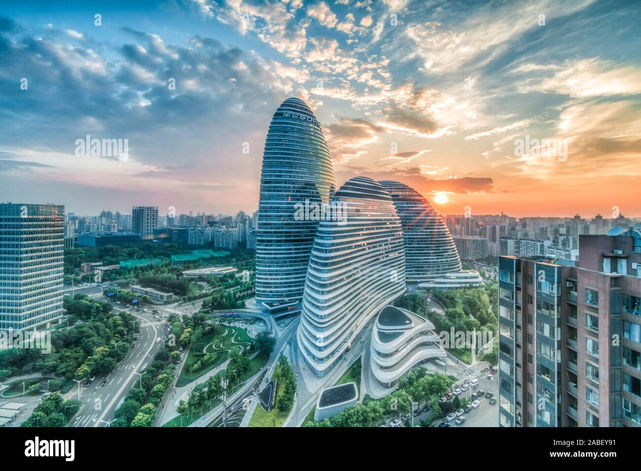 --FILE--Wangjing SOHO, a complex of three curvilinear asymmetric ...