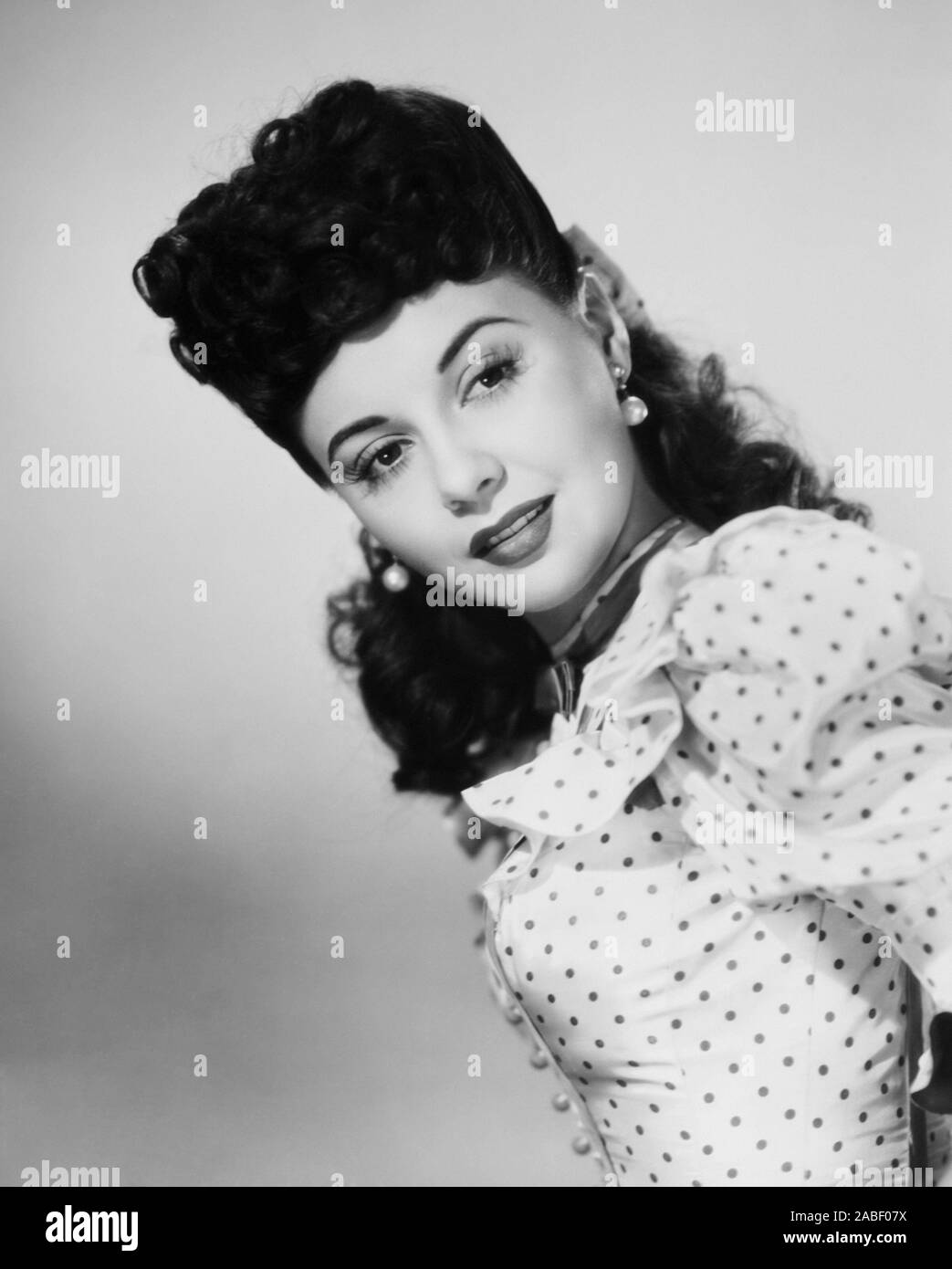 THE VIGILANTES RETURN, Paula Drew, 1947 Stock Photo - Alamy