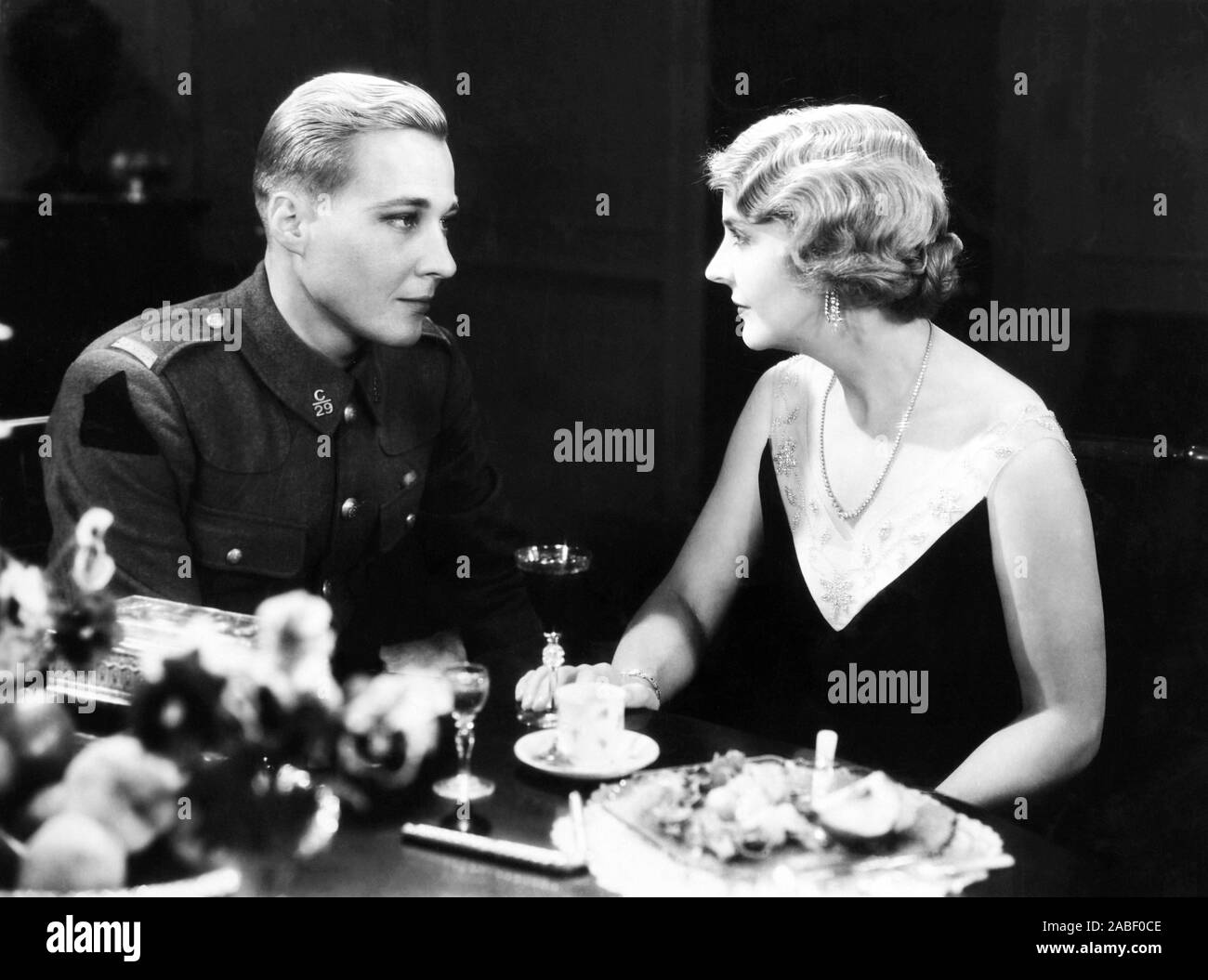 WATERLOO BRIDGE, from left, Douglass Montgomery, Doris Lloyd, 1931 ...