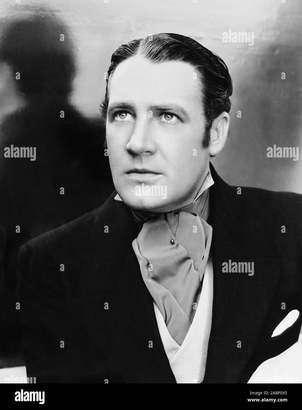 White hunter 1936 hi-res stock photography and images - Alamy