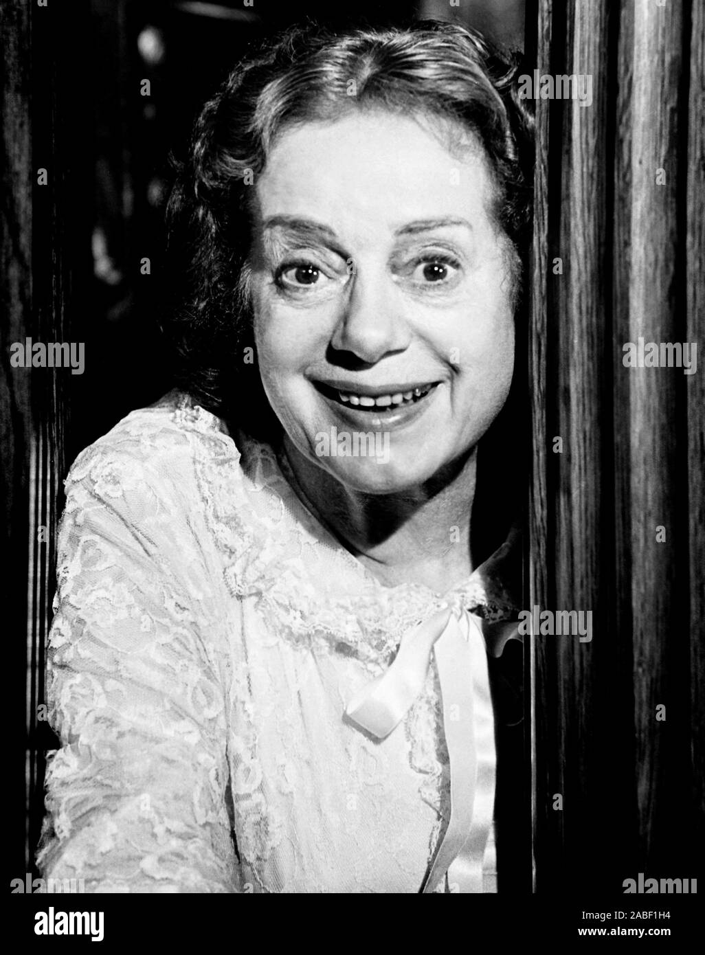 WILLARD, Elsa Lanchester, 1971 Stock Photo - Alamy