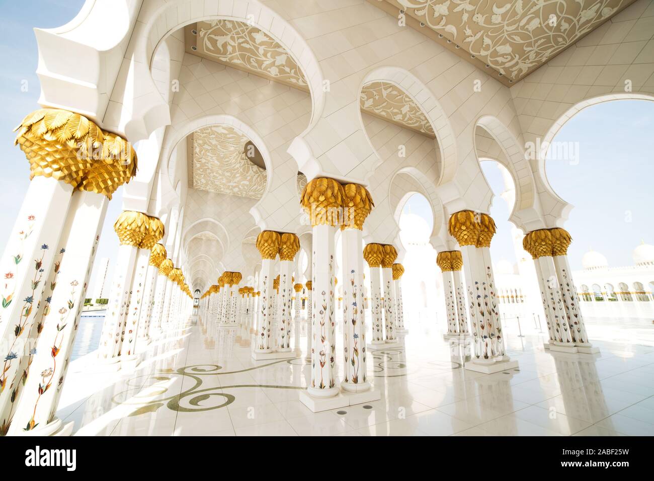 Keywords: mosque, abu, dhabi, grand, sheikh, zayed, muslim, arab ...
