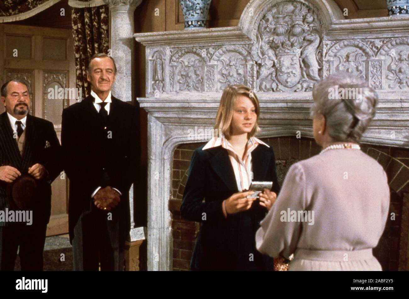 CANDLESHOE, from left: Leo McKern, David Niven, Jodie Foster, Helen ...